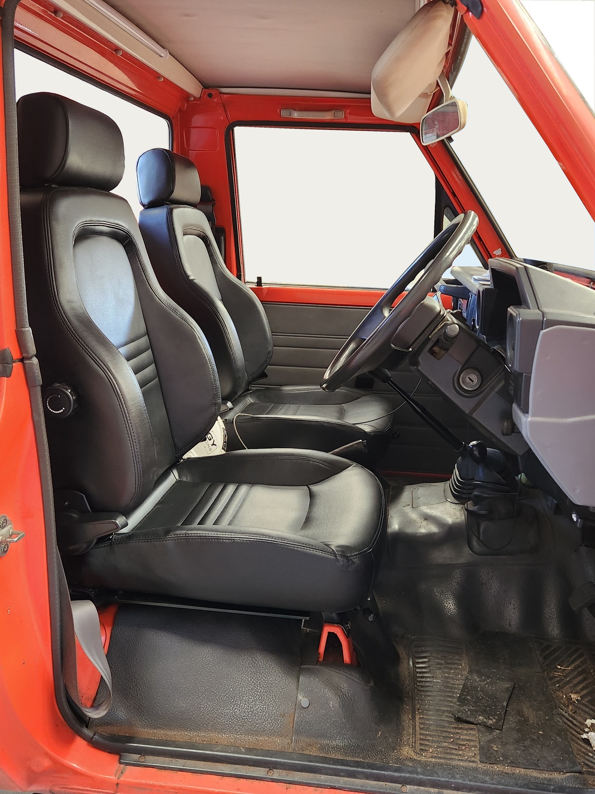 Autotecnica Sports Bucket Seats Series 3 (Pair) Black PU Leather W ...