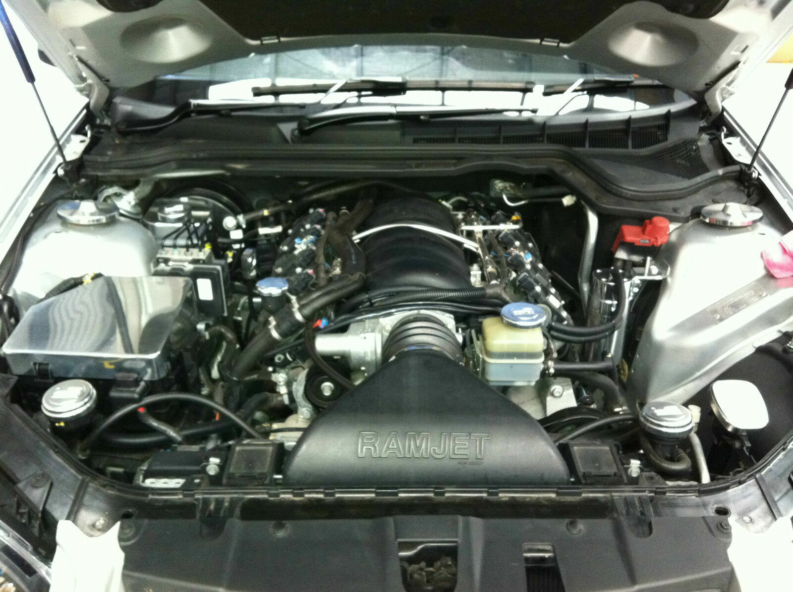 Autotecnica Billet Alloy PCV Catch Can for All VE SSV SS SV6 Calais V6 ...