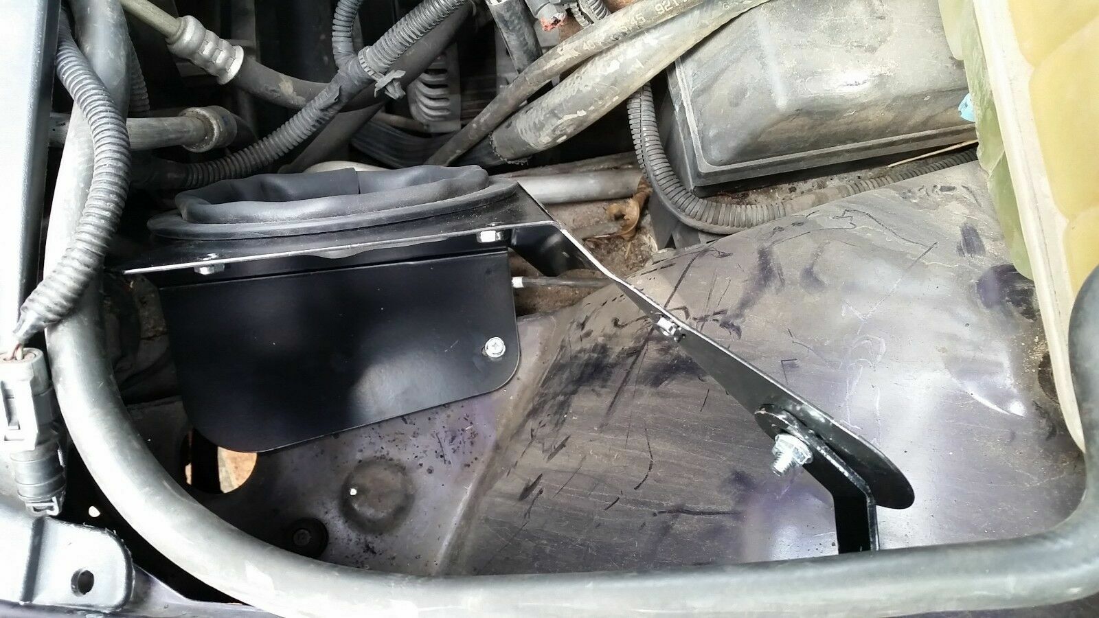 Autotecnica Cold Air Intake Shroud Kit for Holden VT>VY WH WK Statesman ...