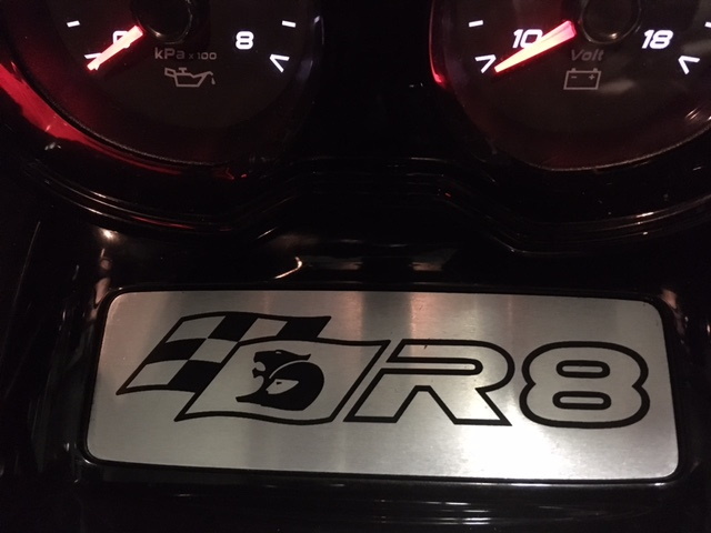 Genuine HSV Console Badge "R8" With Flag R8 Clubsport & Maloo GEN-F GEN ...